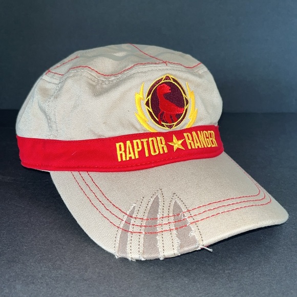 Universal | Accessories | Jurassic World Universal Studios Raptor ...